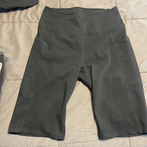 Uniqlo | Shorts | Uniqlo Bike Shorts | Poshmark